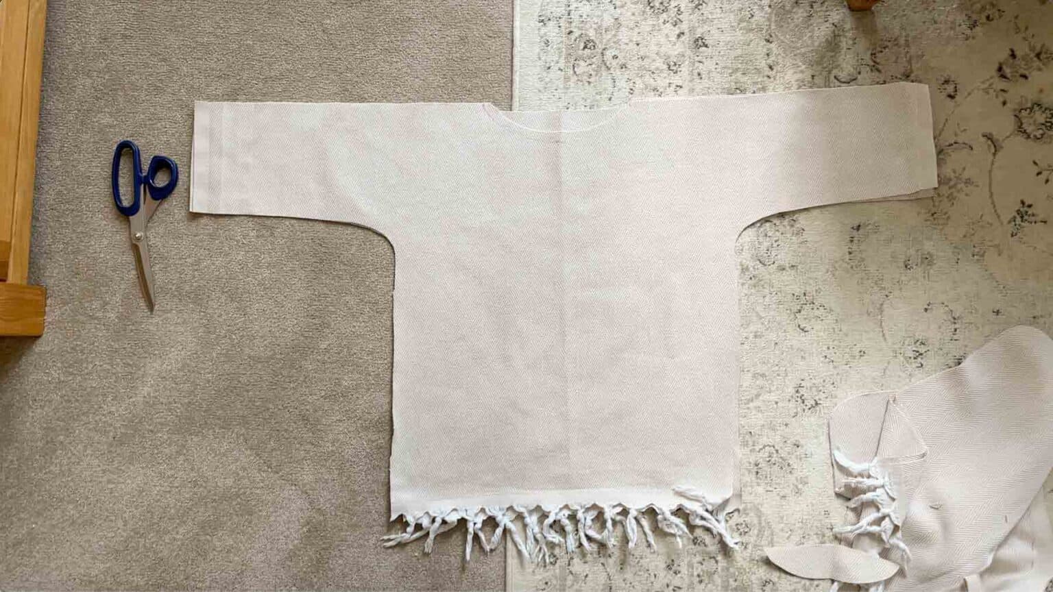 How to Sew a Cute Poncho (with Free Easy DIY Sewing Pattern)