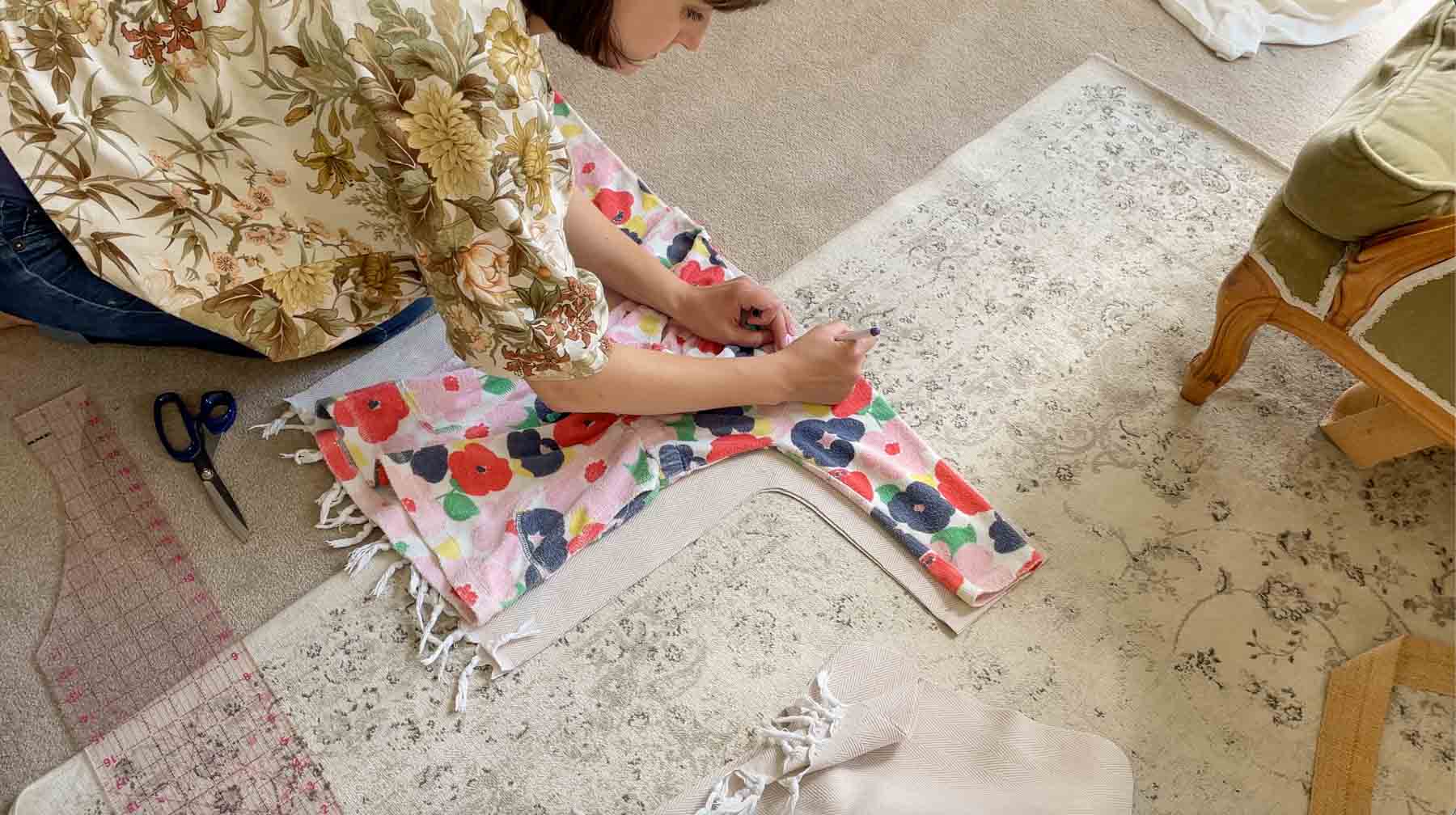 How to Sew a Cute Poncho (with Free Easy DIY Sewing Pattern)