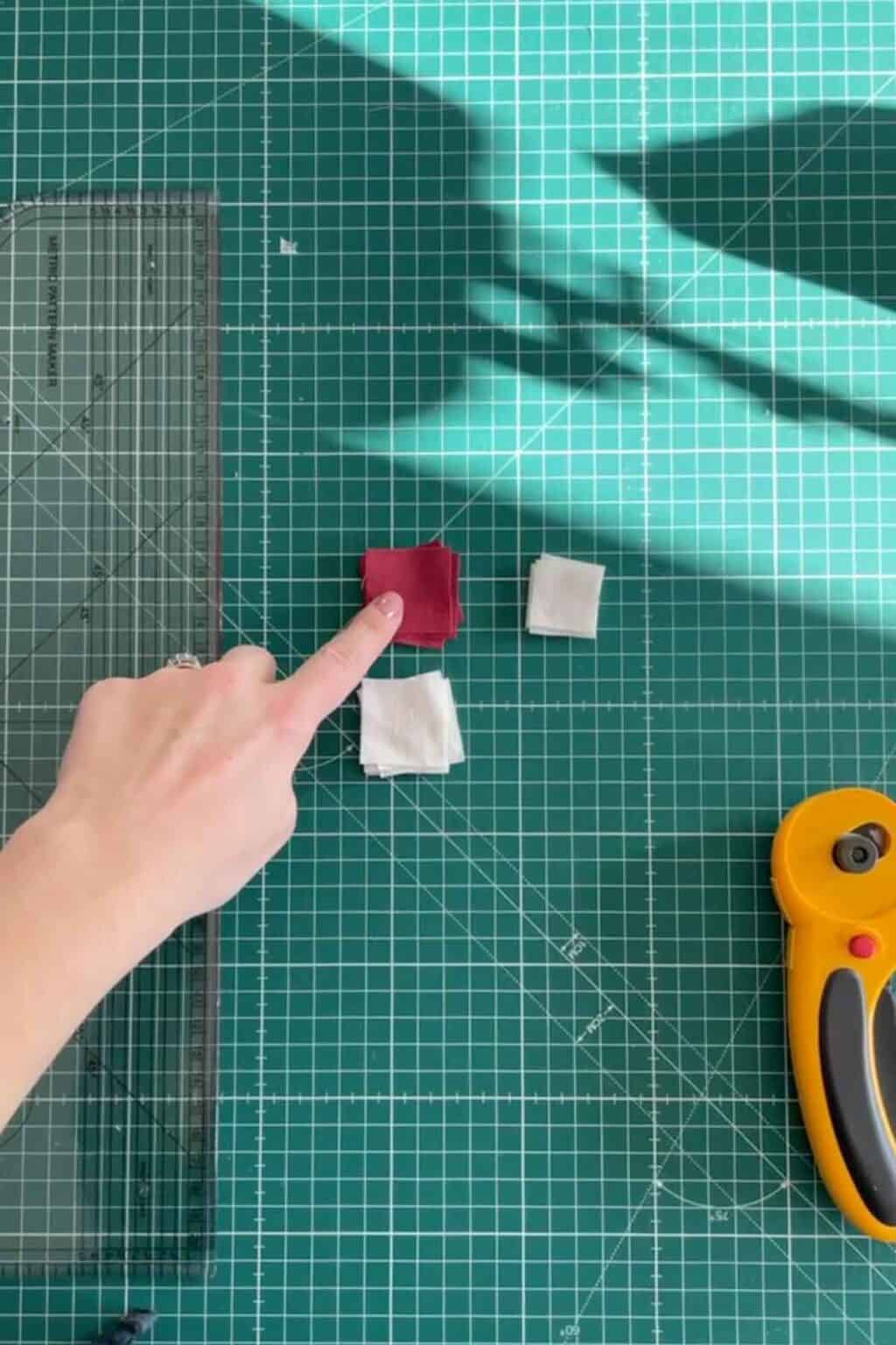 How to Make Christmas Patchwork Decorations (Absolutely Adorable!)