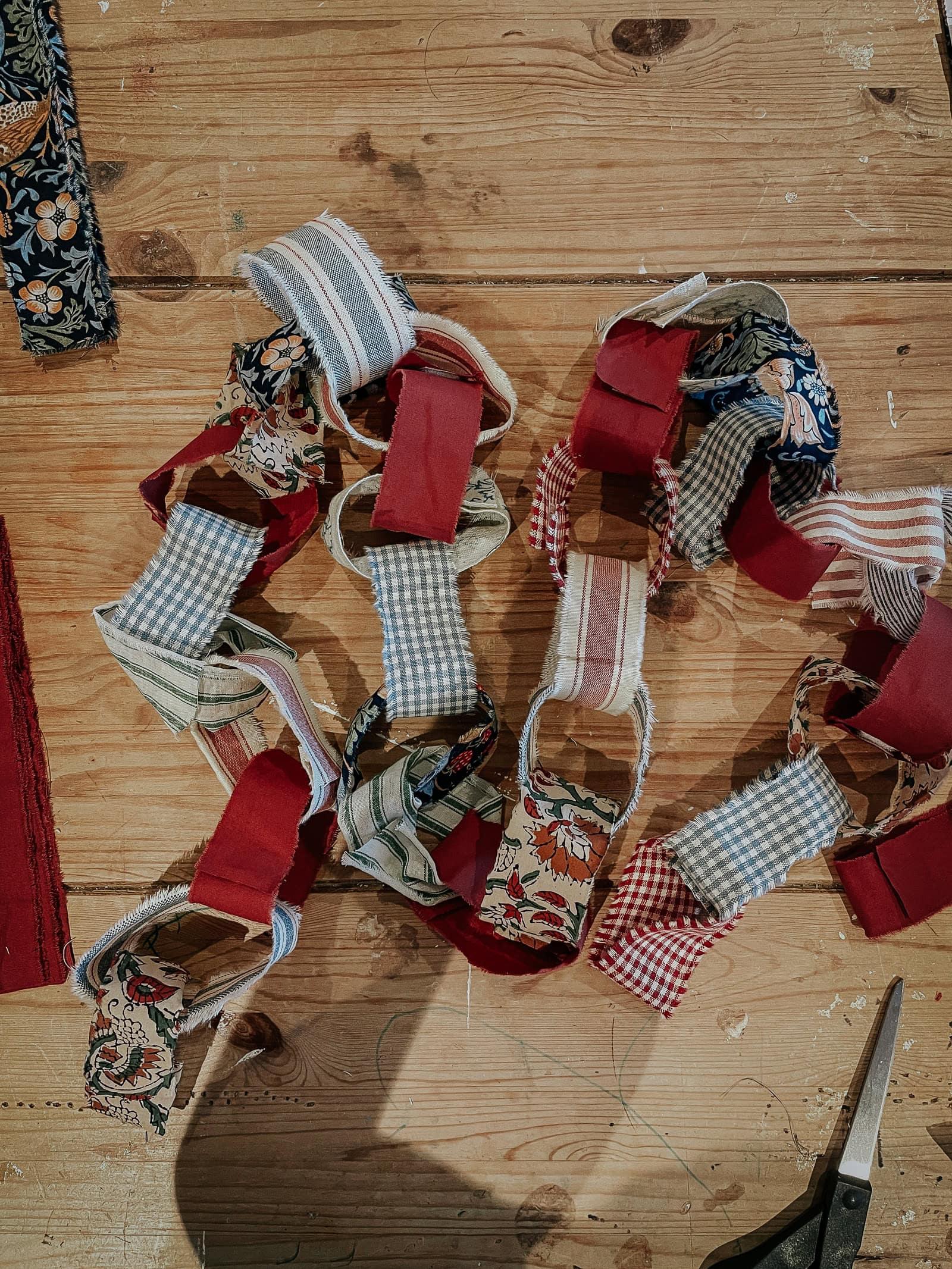 How to Make a Fabric Paper Chain (Easy, Cute No-Sew Garland!)