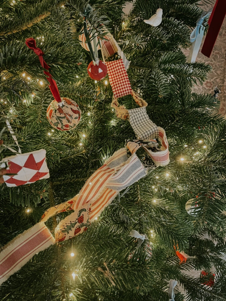 How to Make a Fabric Paper Chain (Easy, Cute No-Sew Garland!)